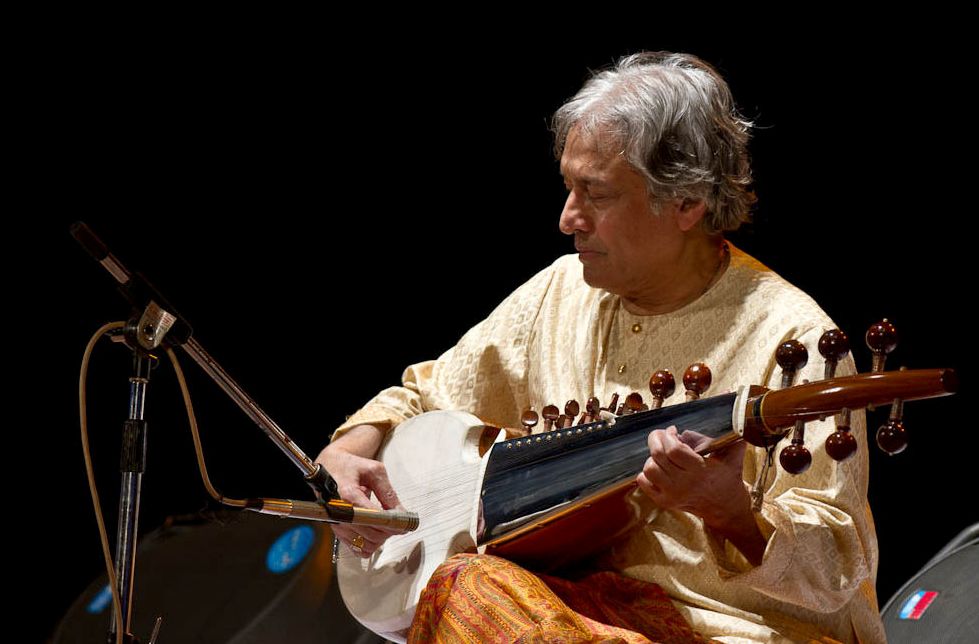 In Rapture with a Sarod - Paths. Places. People